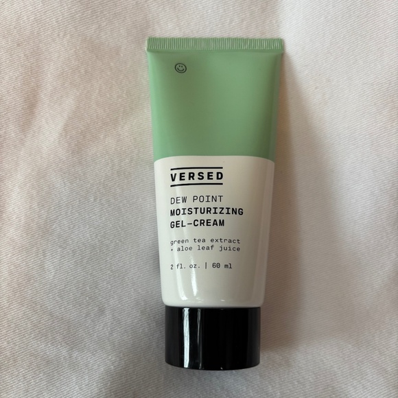 Versed | Skincare | Versed Dew Point Moisturizing Gel Cream 2 Fl Oz ...